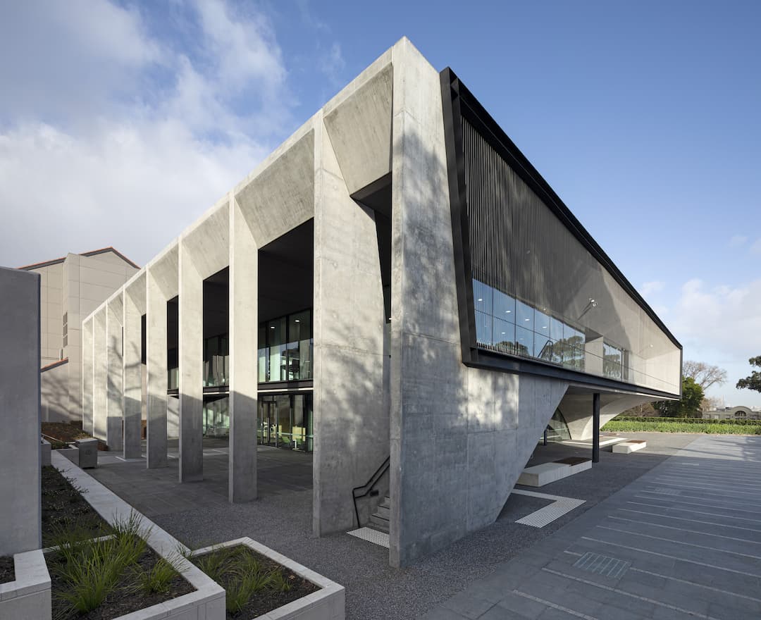 Independent Middle School (Years 7-9) | Carey Grammar