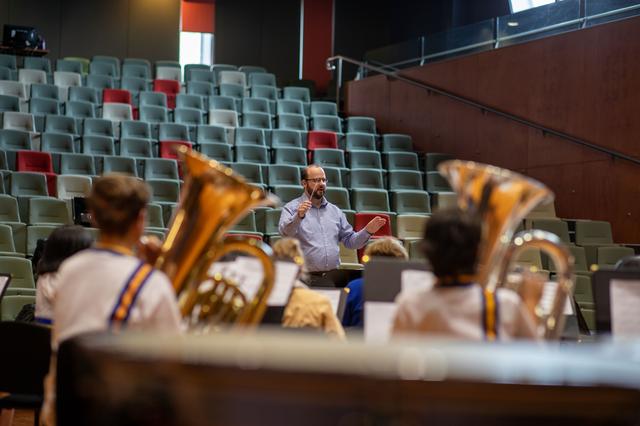 Independent Middle School (Years 7-9) | Carey Grammar